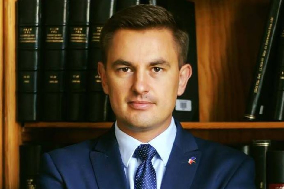 Asesorzy. Poseł Arkadiusz Myrcha z PO broni KRS